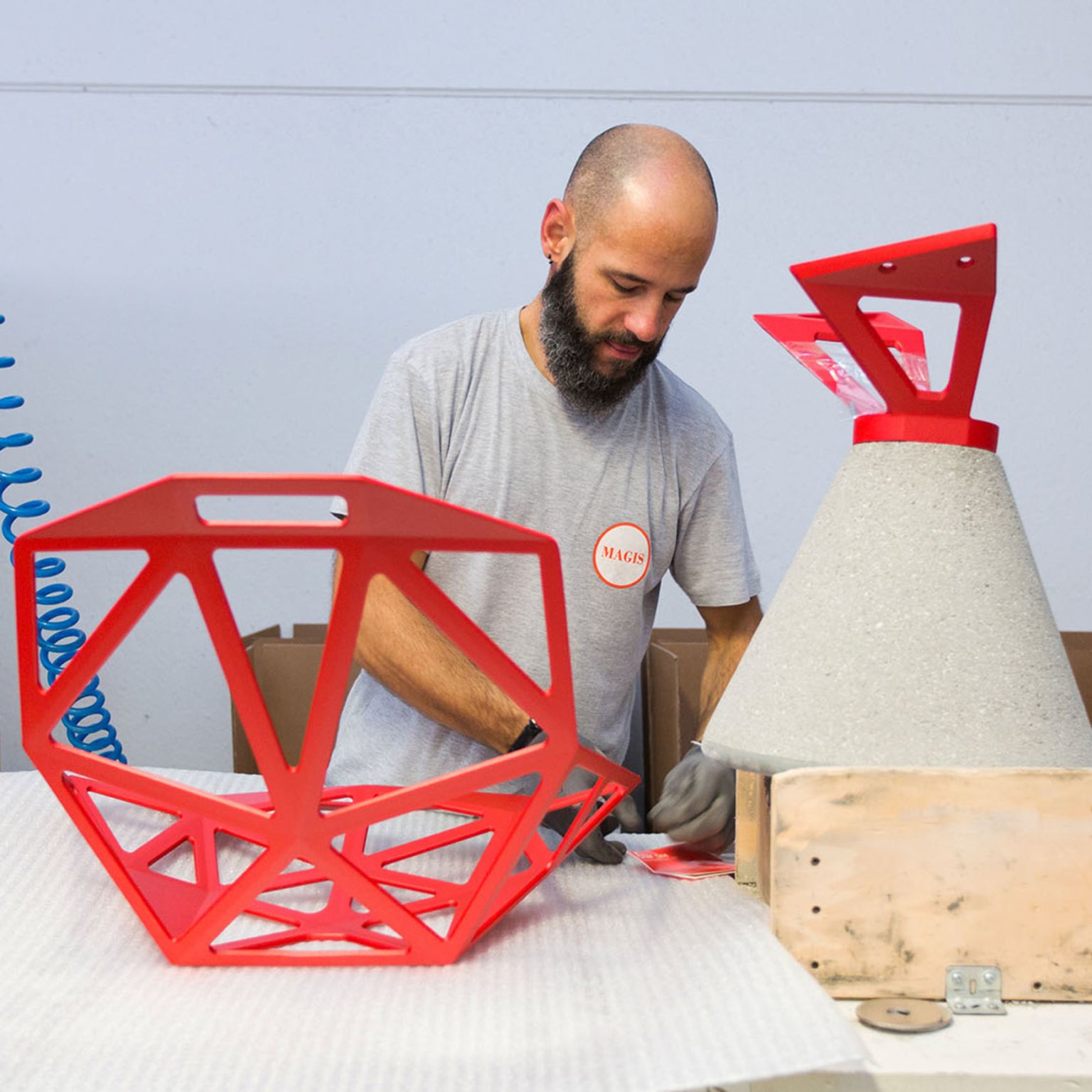 Profile - Magis S.p.A.